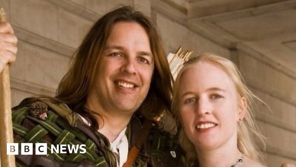 Robin Hood overwhelmed by Maid Marian charity fund