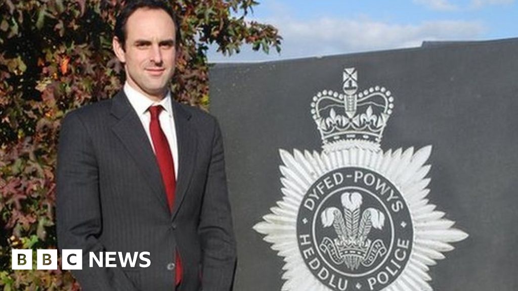 PCC Christopher Salmon investigated over bald tyres - BBC News