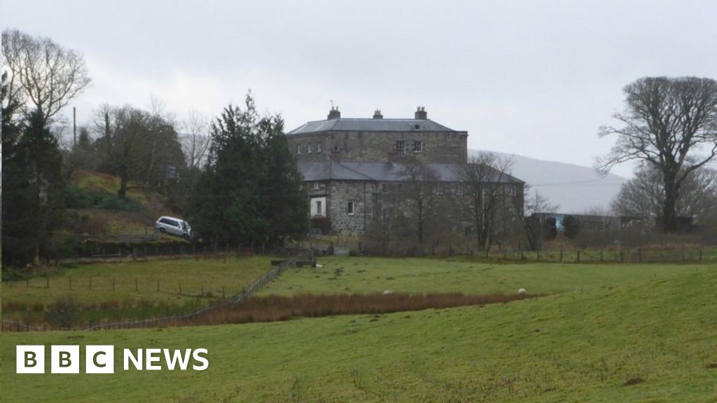 Nannau Hall: Grade II* listed mansion 'at risk' after lead theft - BBC News