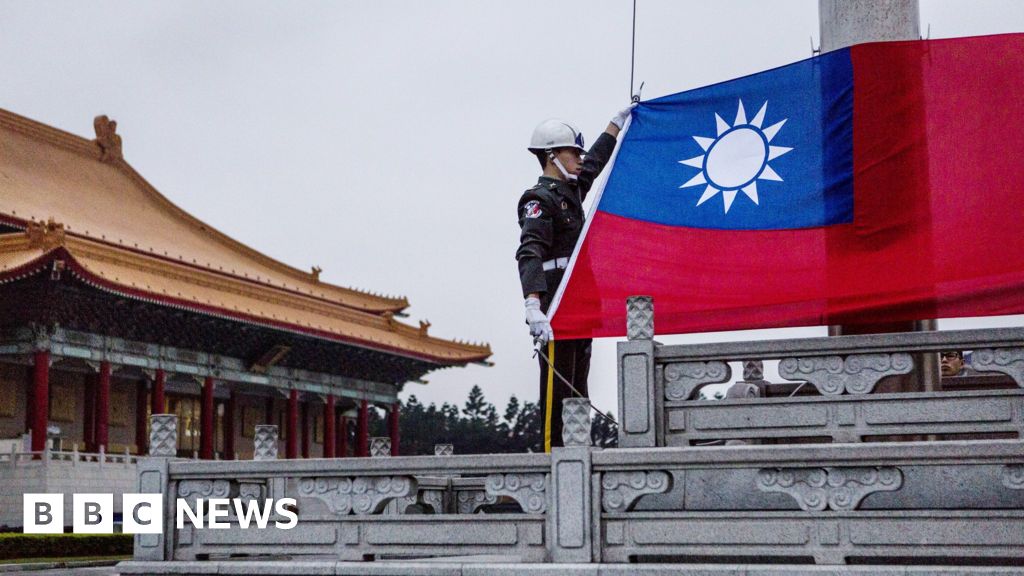 China accused by Taiwan of stepping up spy operations - BBC News