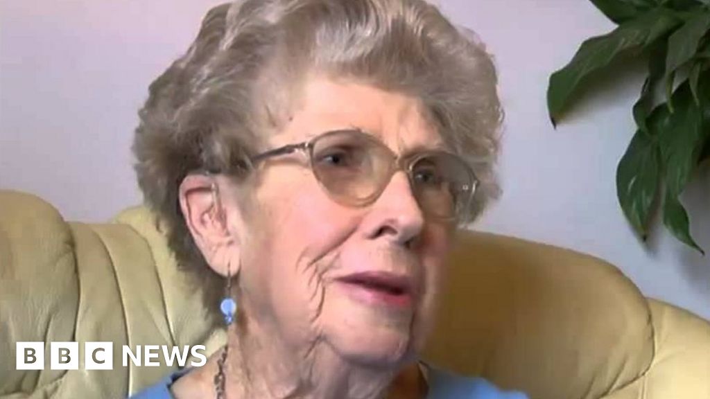 Myrtle Cothill: Woman who won deportation fight dies at home aged 99 ...