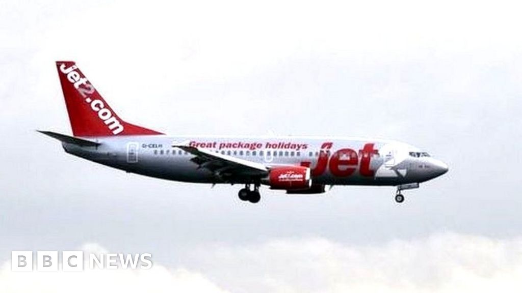 Payout for Jet2 passengers over Tenerife bus crash - BBC News