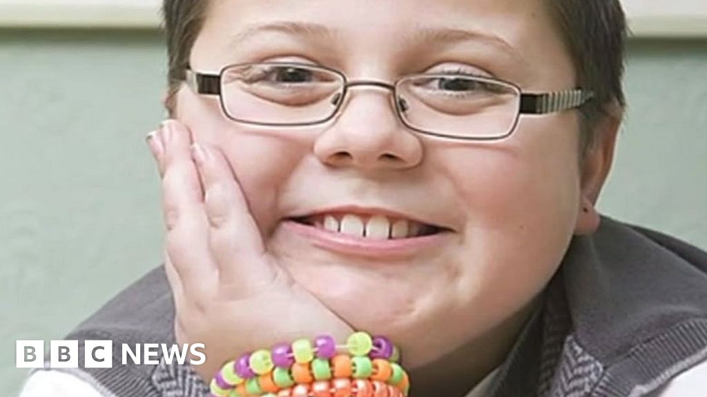 Harry Moseley: Charity in his memory raises £3m - BBC News