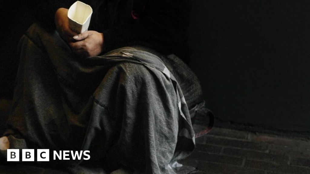 Order banning begging in Sheffield city centre considered