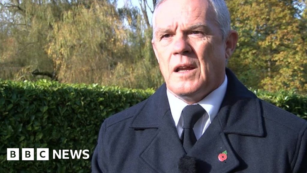 D-Day veteran spoke of experience after Normandy visit - BBC News