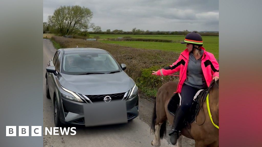 Horse rider's plea for drivers to be considerate of horses - BBC News