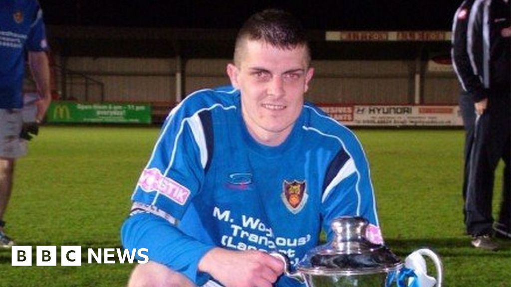 Lancaster City ex-captain Neil Marshall dies from cancer - BBC News