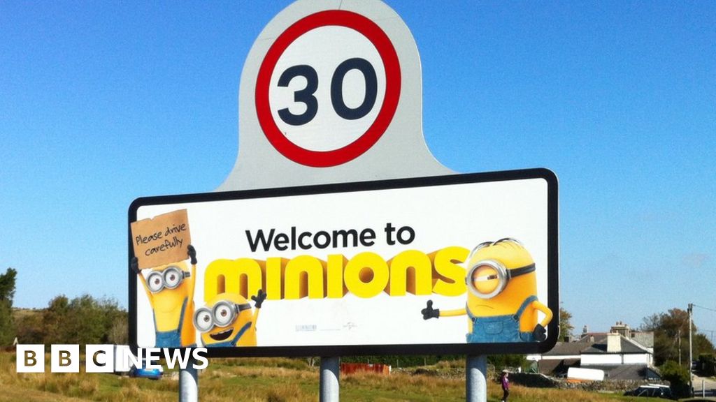 Minions sign campaign backed by thousands - BBC News