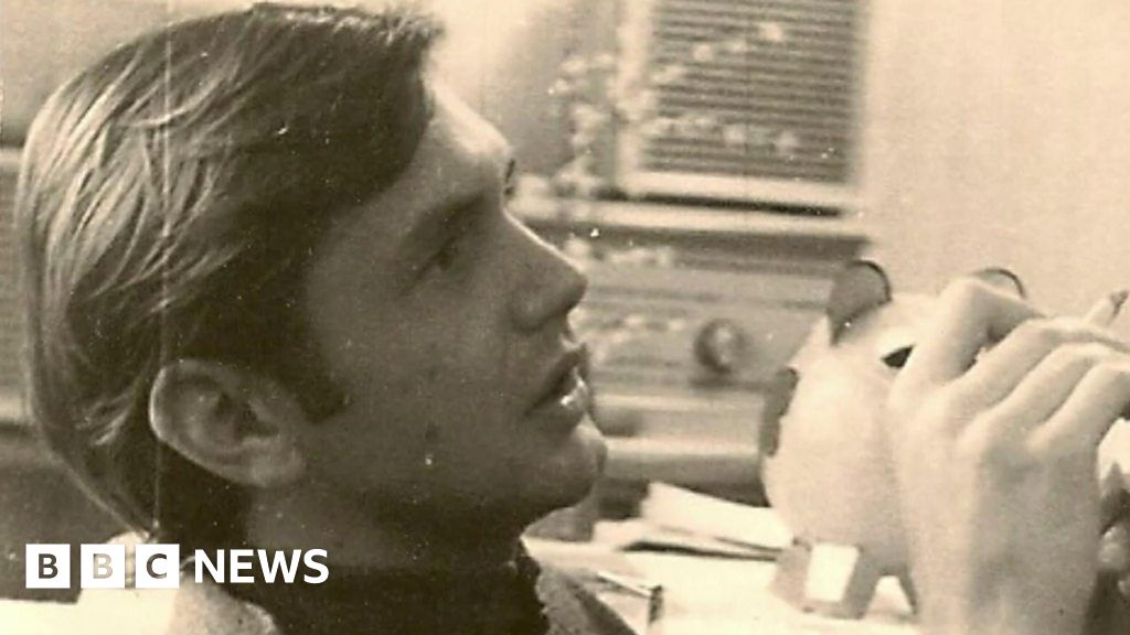 From KGB spy to 'American Dream' - BBC News