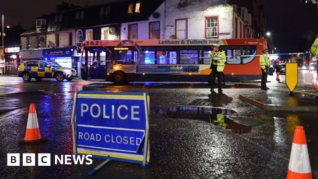 Woman injured after being hit by bus in Perth - BBC News