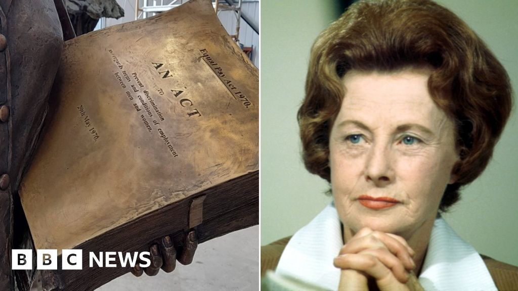 Barbara Castle: First glimpse of Blackburn MP's statue - BBC News