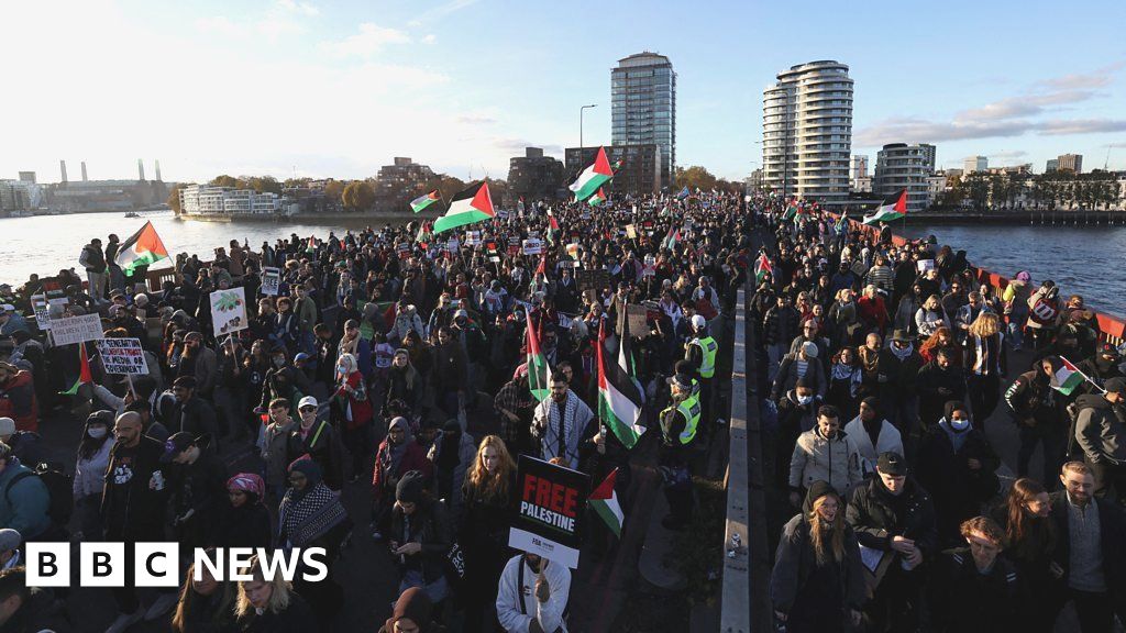 Watch: Massive crowds in London demand ceasefire