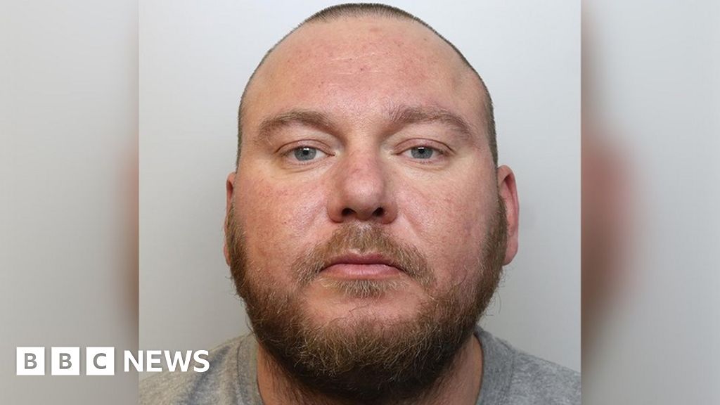 Widnes man who stabbed daughter's gran 20 times jailed - BBC News