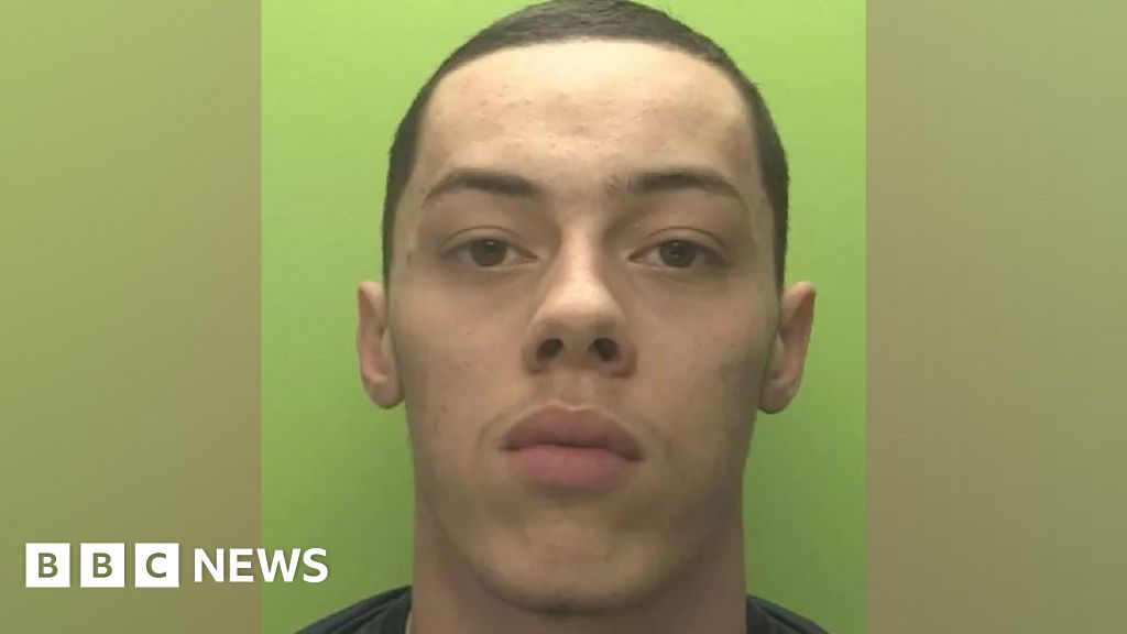 Man jailed for stabbing Nottingham police officer