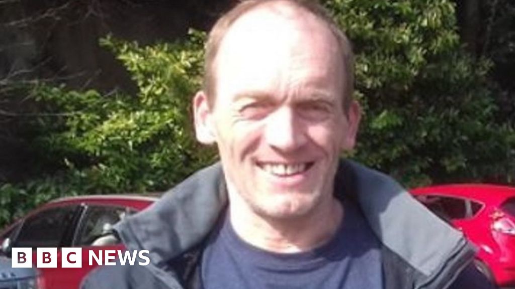 Birmingham man killed neighbour in violent stab fight - BBC News