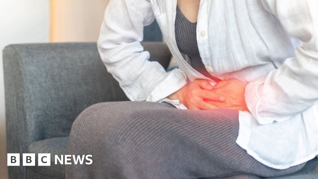 Colitis: Portstewart woman warns of dangers of condition - BBC News