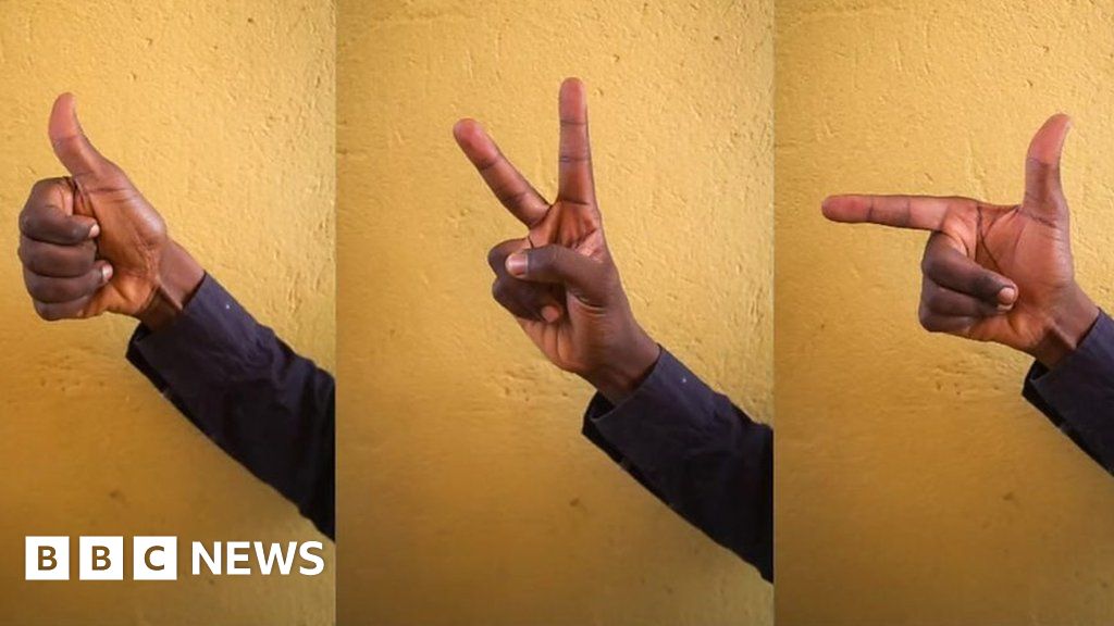 Uganda’s vote by hand gestures - and four other poll facts - BBC News