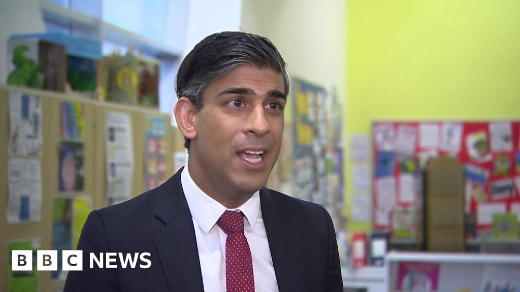 We have the balance right on vaping, says PM - BBC News