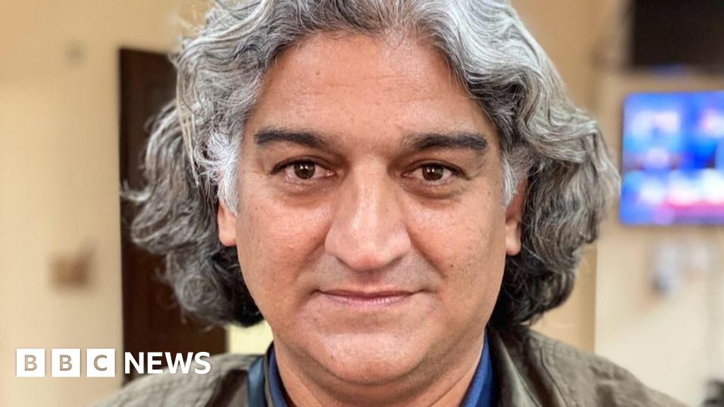 Matiullah Jan: Pakistan anger as video shows reporter's abduction - BBC ...