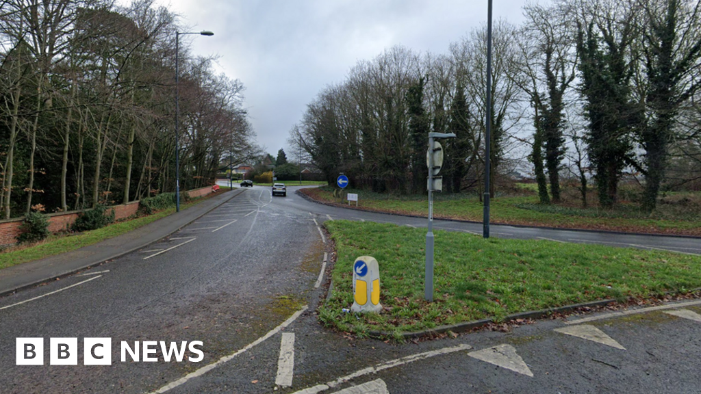 Mickleover: Electric bike rider killed in crash with car - BBC News