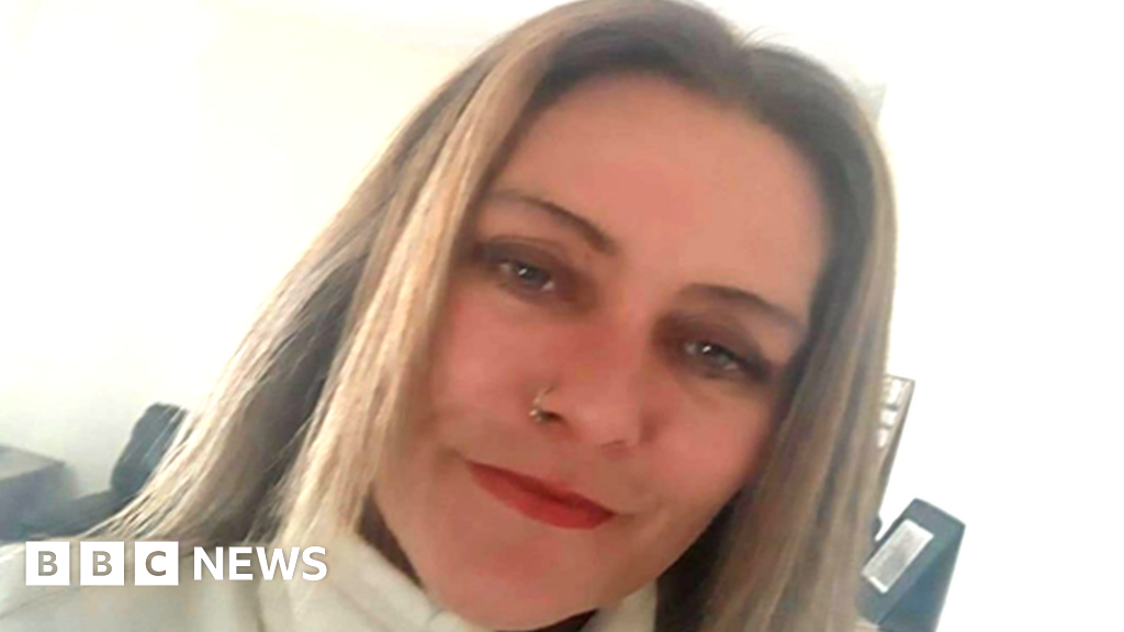 Mathew Pickering jailed for life for Georgina Dowey murder - BBC News