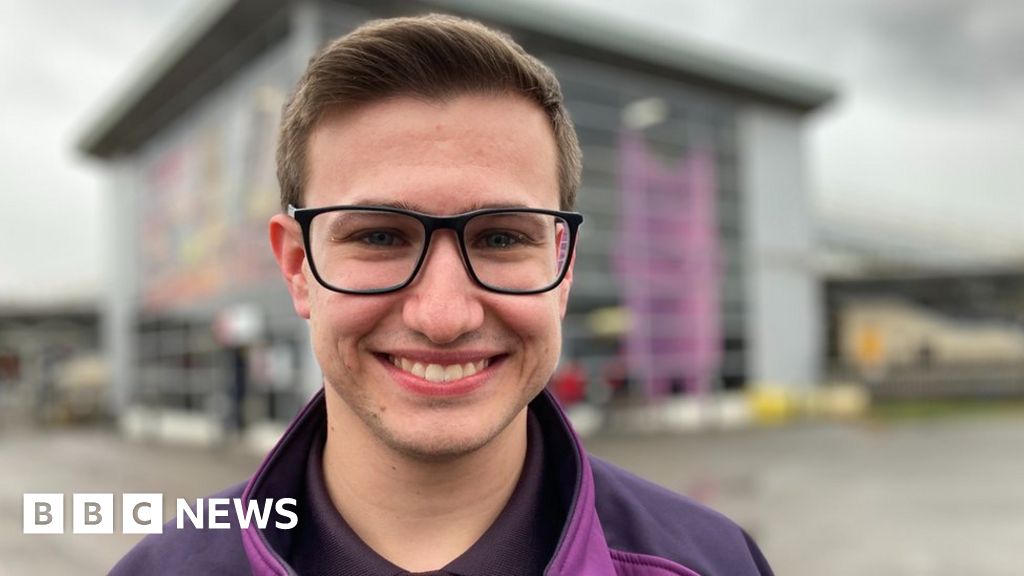 Long Eaton man follows late father's footsteps as train driver