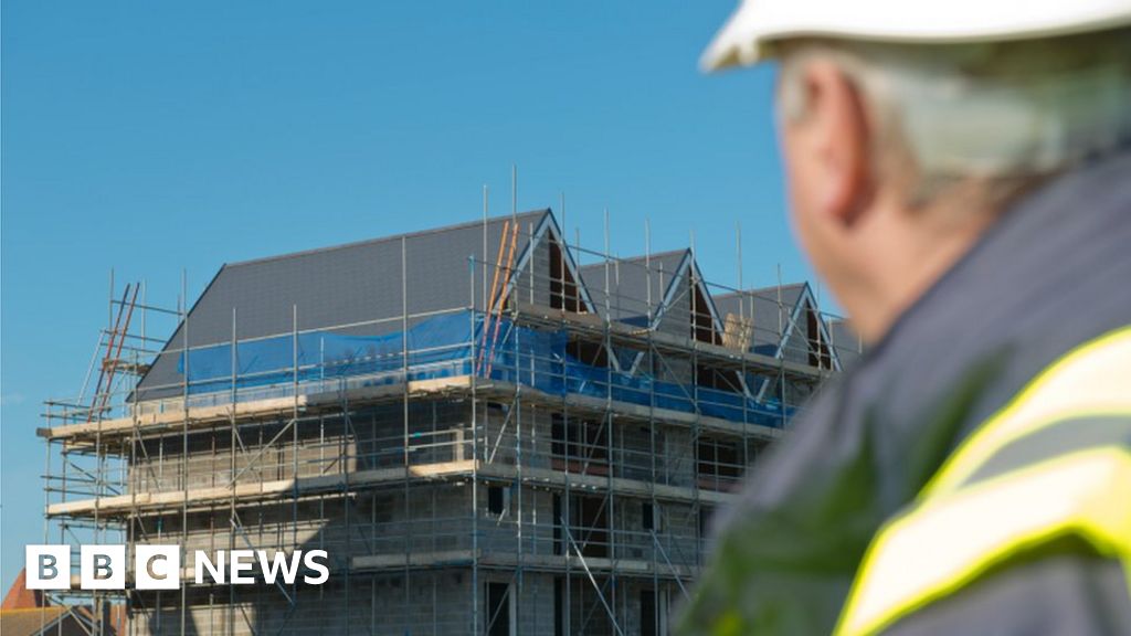 'Record' output for Scottish construction industry - BBC News