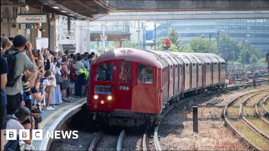 Vintage Tube train to resume heritage trips after vandalism - BBC News