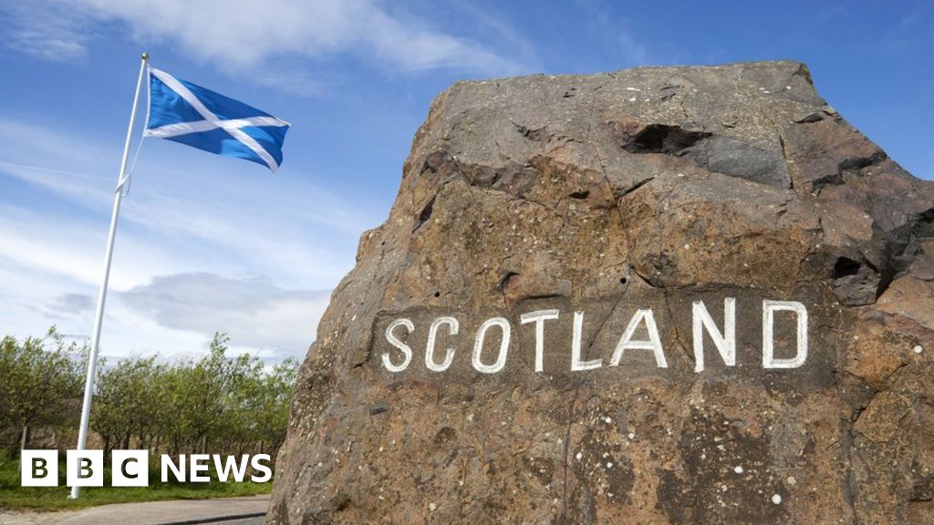 At a glance: Who would be a Scottish citizen after independence? - BBC News