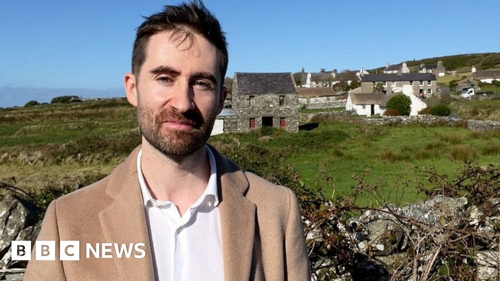 'Speaking Manx was the secret to understanding the island' - BBC News