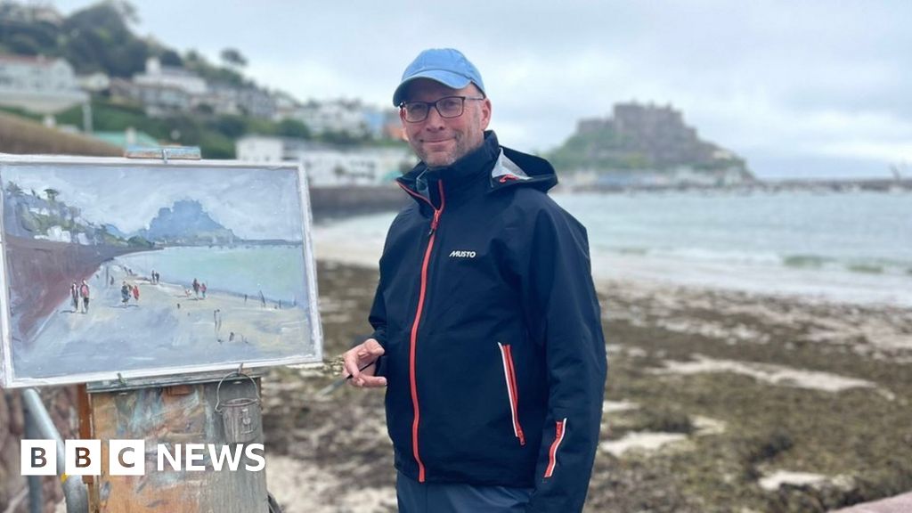 Artist captures Jersey residents in seaside painting - BBC News