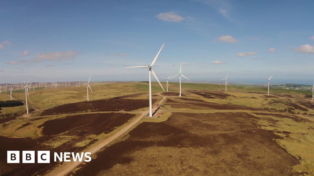 Nestle signs Sanquhar wind farm deal - BBC News
