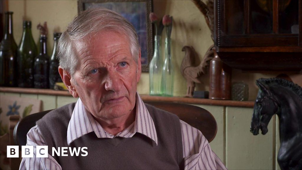 Jeremy Thorpe 'hit-man' could be alive - BBC News