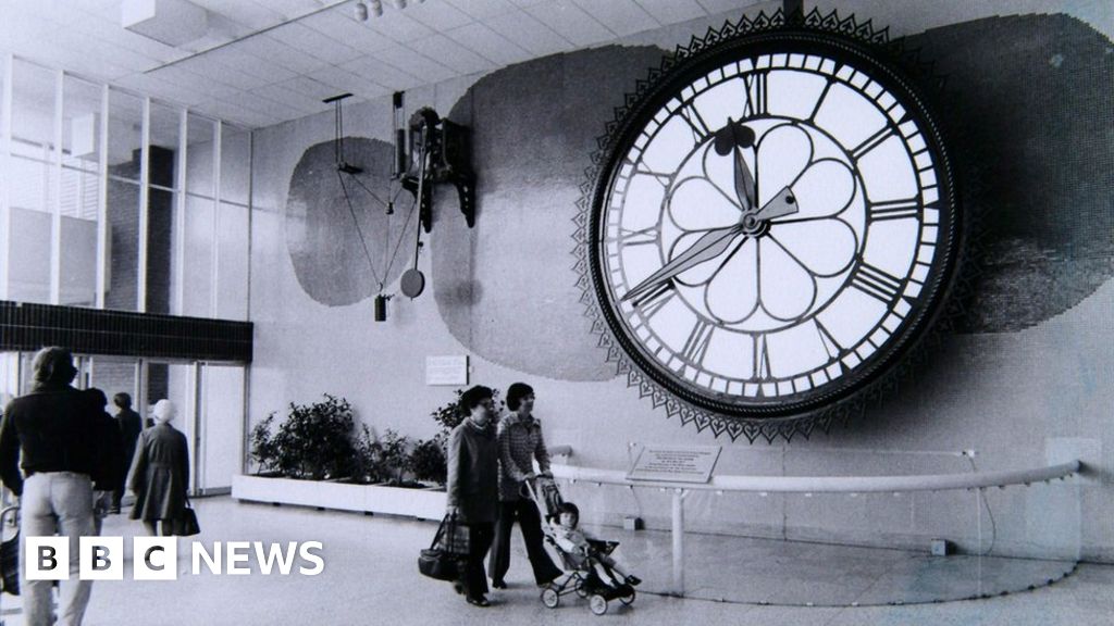 A new home for the Gregory's Girl clock? - BBC News