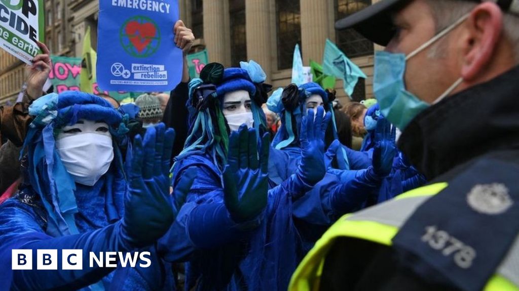 COP26: Fewer than 50 arrests during the summit to date - BBC News