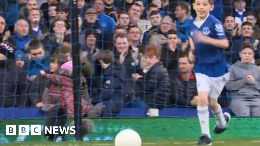 How Everton fan with cerebral palsy won Goal of the Month - BBC News