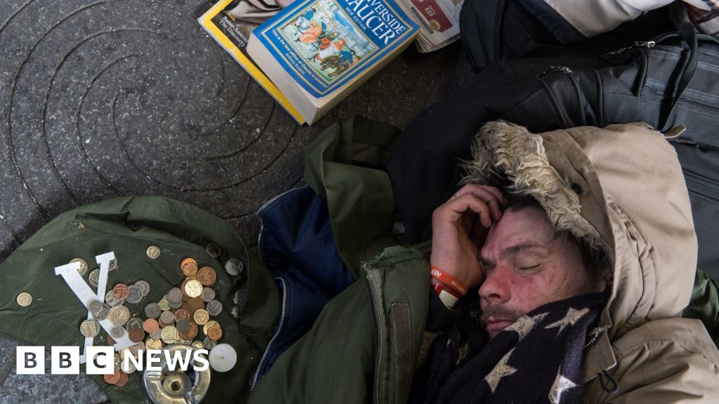 Rough sleeping in England rises for seventh year - BBC News