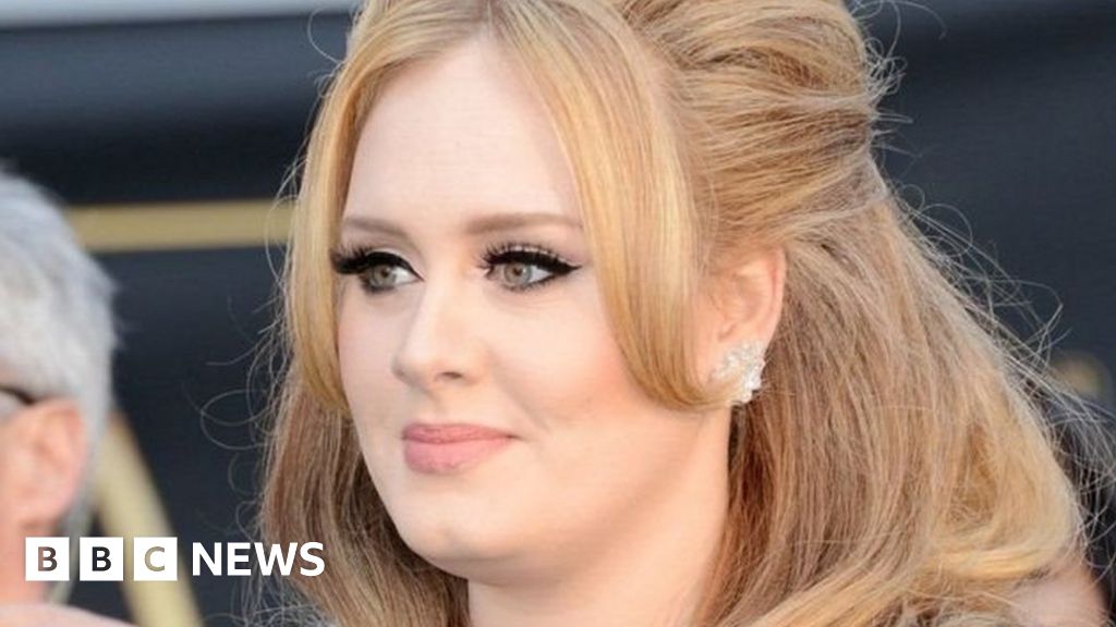 Adele's Hello tops UK singles chart - BBC News