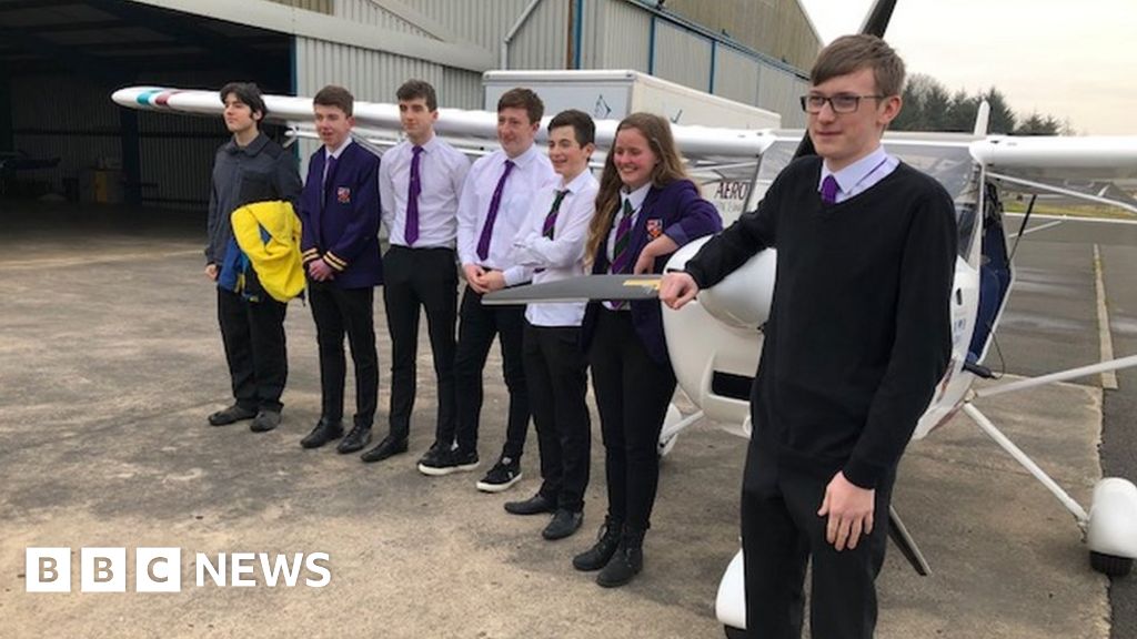 Pupil takes to the skies in plane built by Kinross High students - BBC News