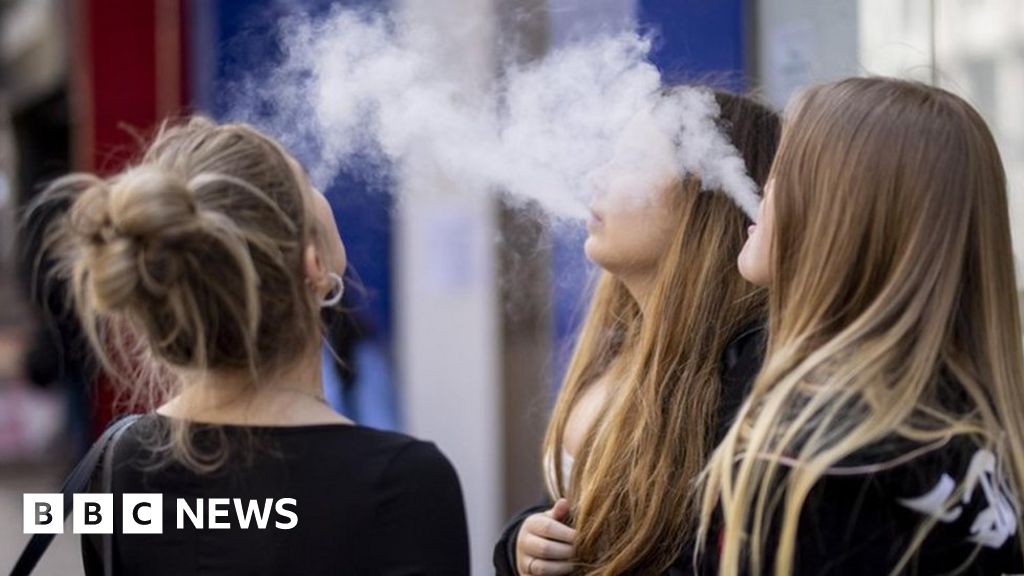 Single-use vapes could be banned in Scotland by April 2025 - BBC News
