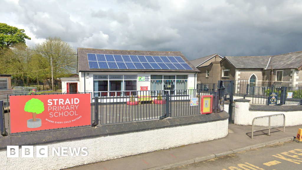 Straid Primary School to close after almost 200 years - BBC News