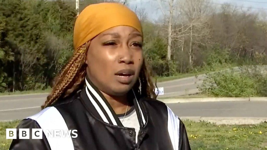 Yarl protests: 'Noone should shoot through a door'