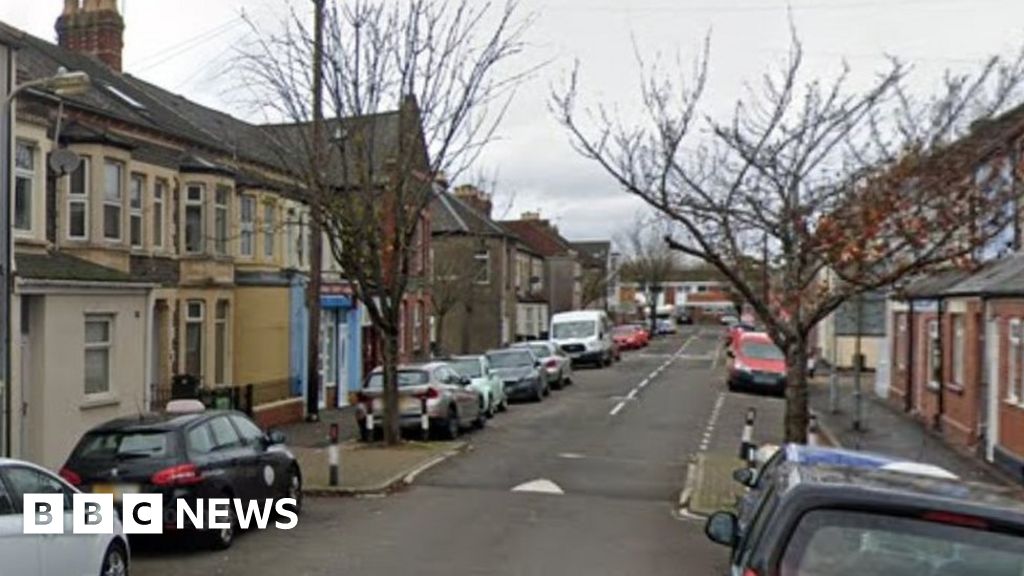 Cardiff: Gang attacks boy and tries to rob scooter off another - BBC News