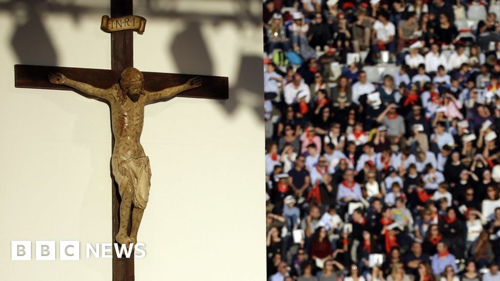 Catholics should not try to convert Jews, Vatican says - BBC News