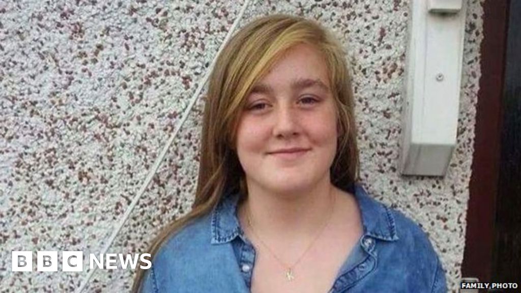 Police 'treating Kayleigh Haywood disappearance as murder' - BBC News