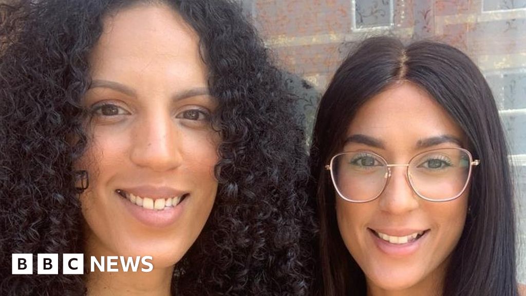 Windrush diary discovery makes granddaughters proud - BBC News