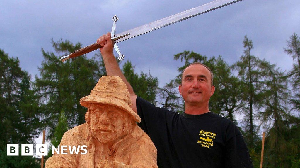 Carver of Seville: Former opera singer in chainsaw contest