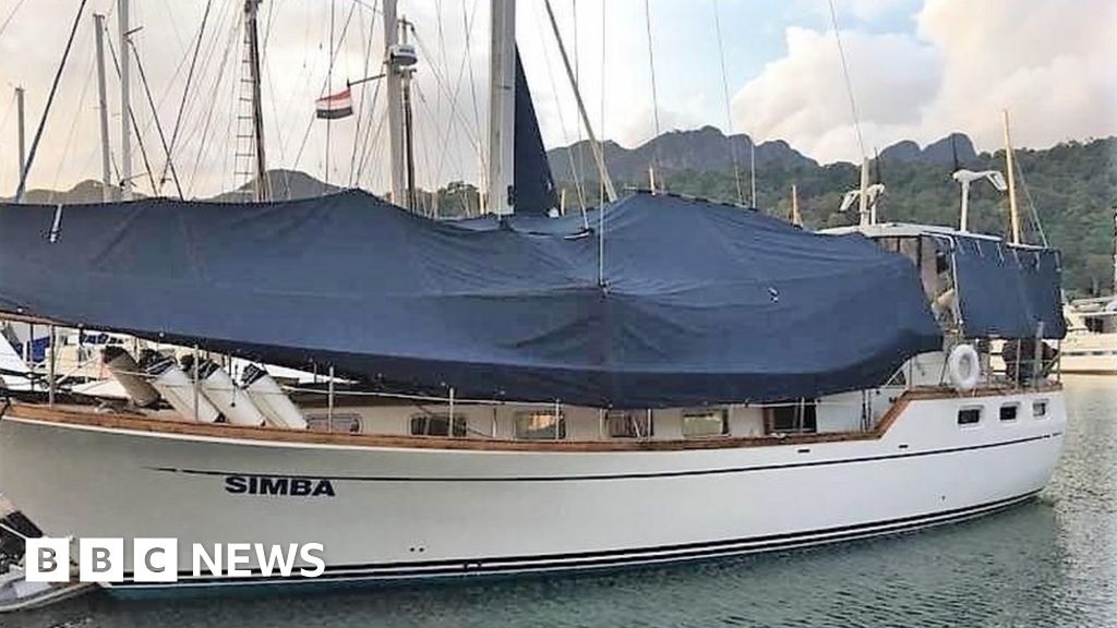 Search for missing sailor Colin Finnie after wreck found in Egypt