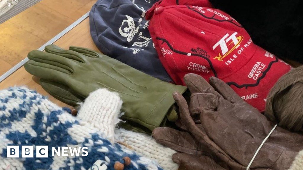 Manx groups claim half of £100k government warm spaces fund - BBC News