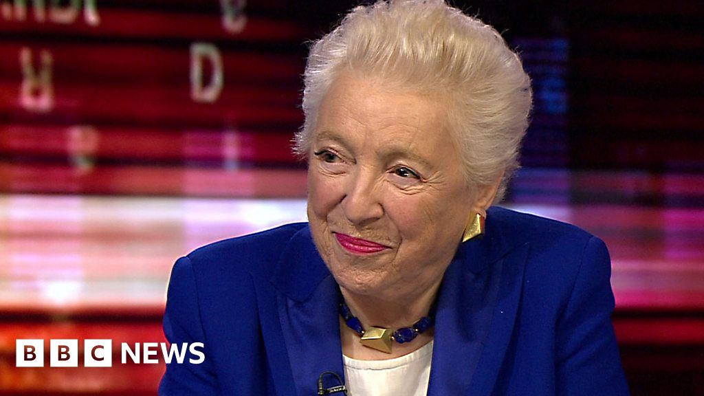 ‘Men need to advocate for gender equality’ - BBC News